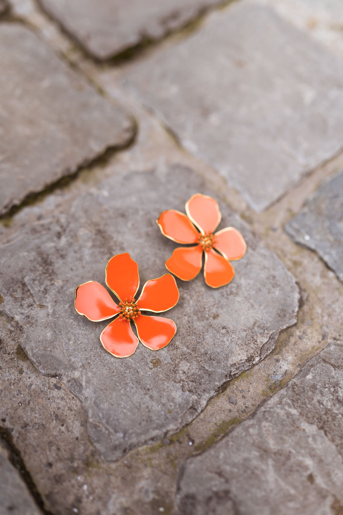 Golden Myrla Earrings – Easy Clothes North America