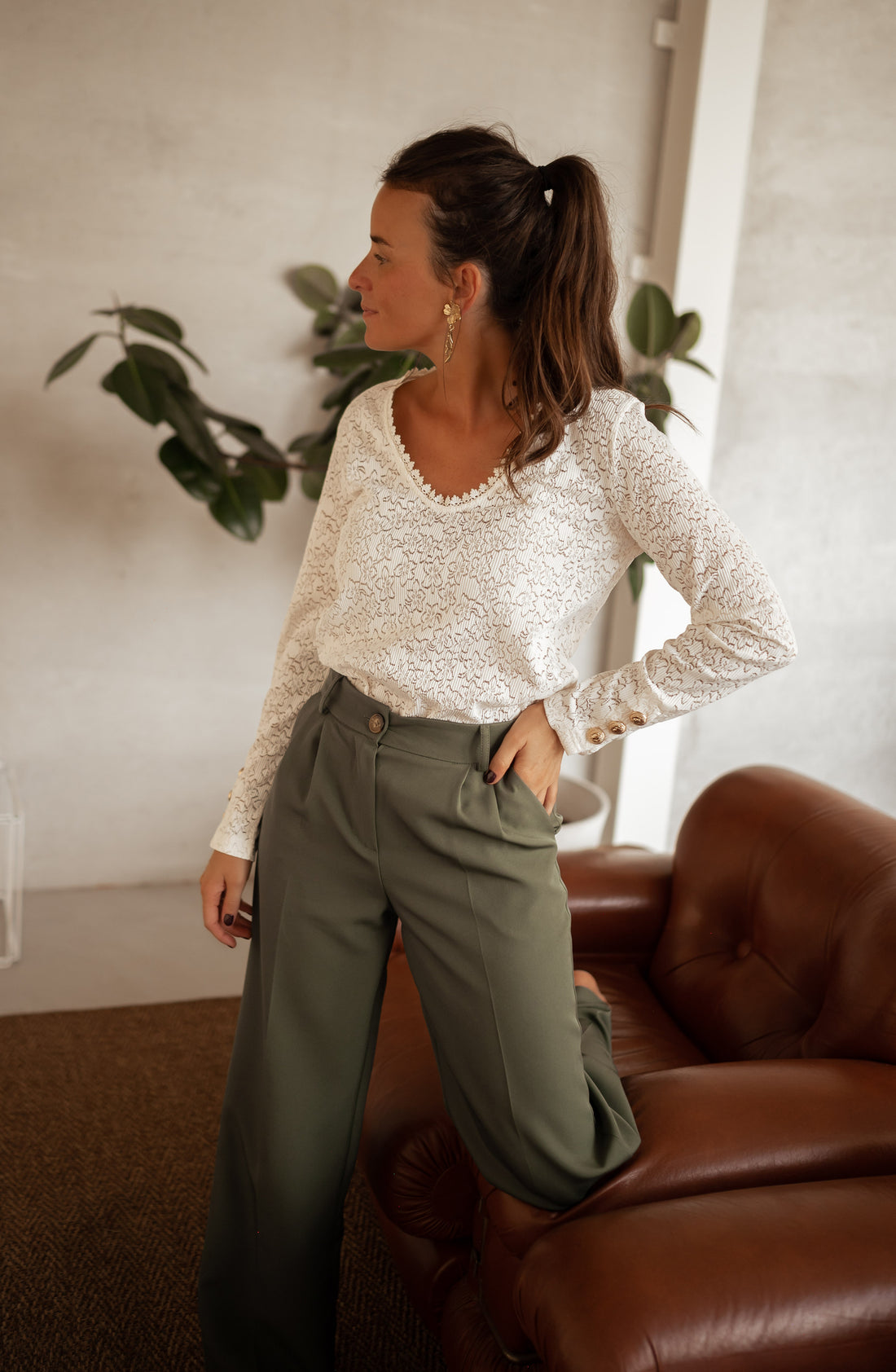 Ecru Balo Blouse – Easy Clothes North America