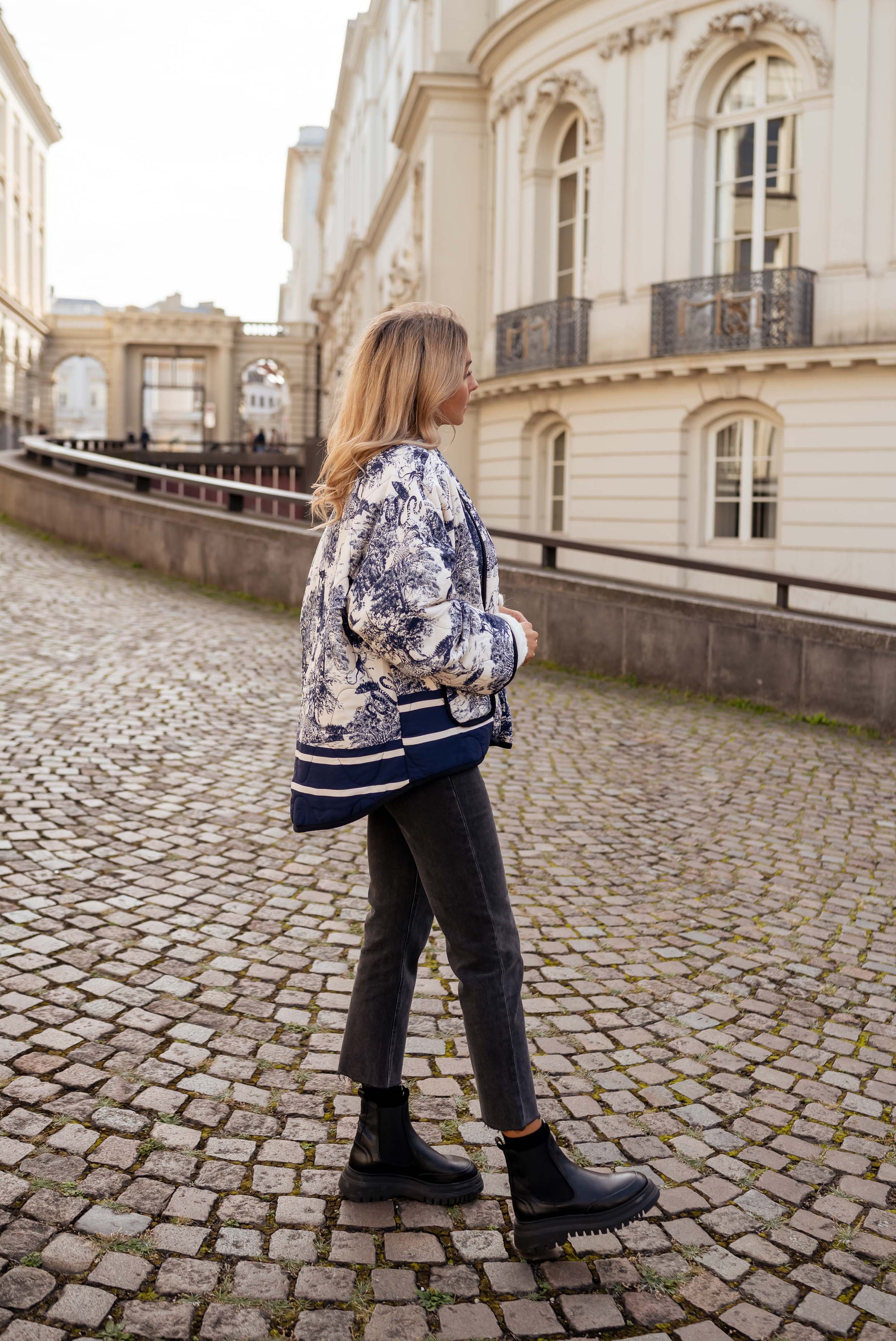 Navy Blue Aster Jacket – Easy Clothes North America