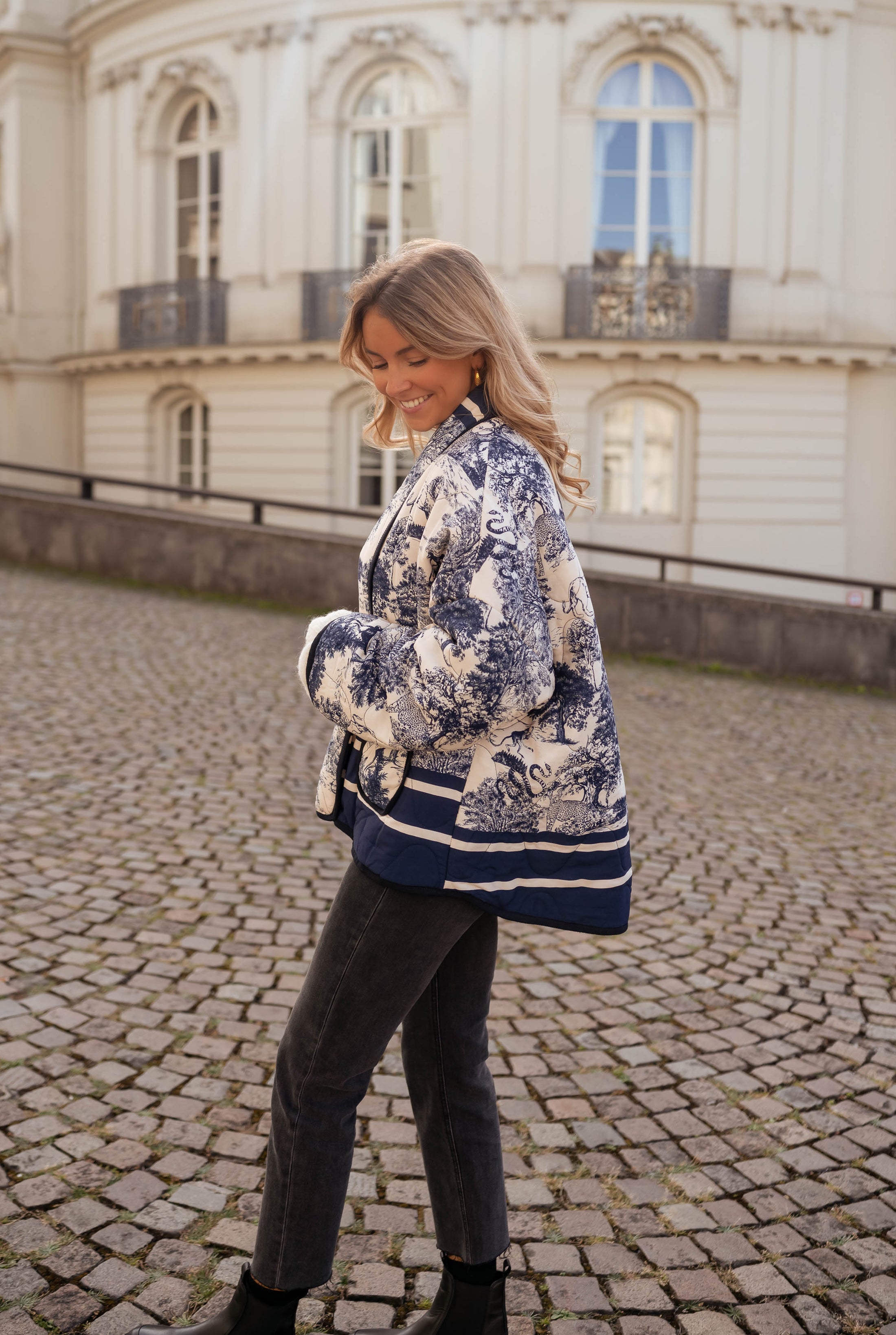 Navy Blue Aster Jacket – Easy Clothes North America