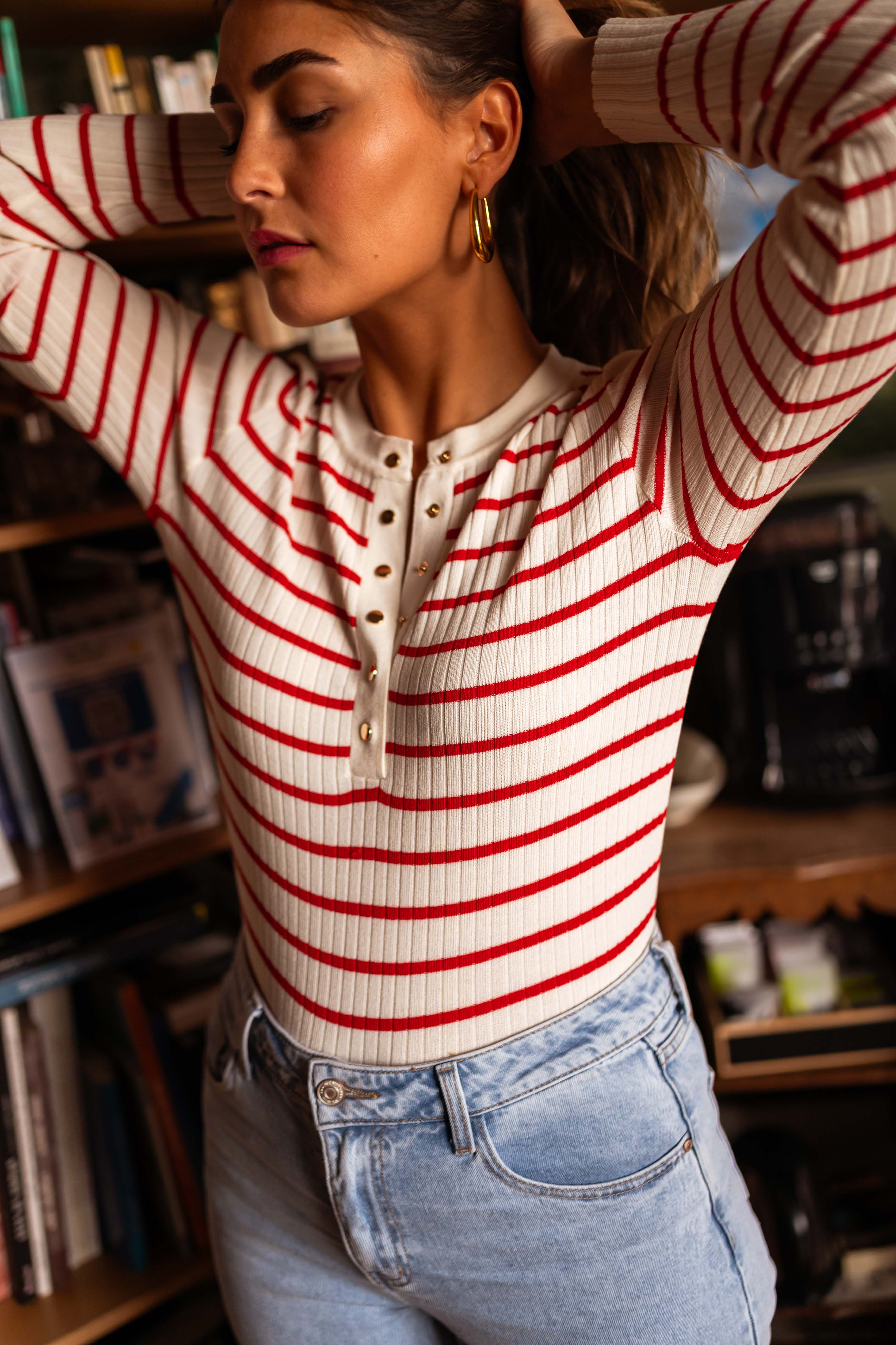 Ecru and Red Striped Volver Sweater – Easy Clothes North America
