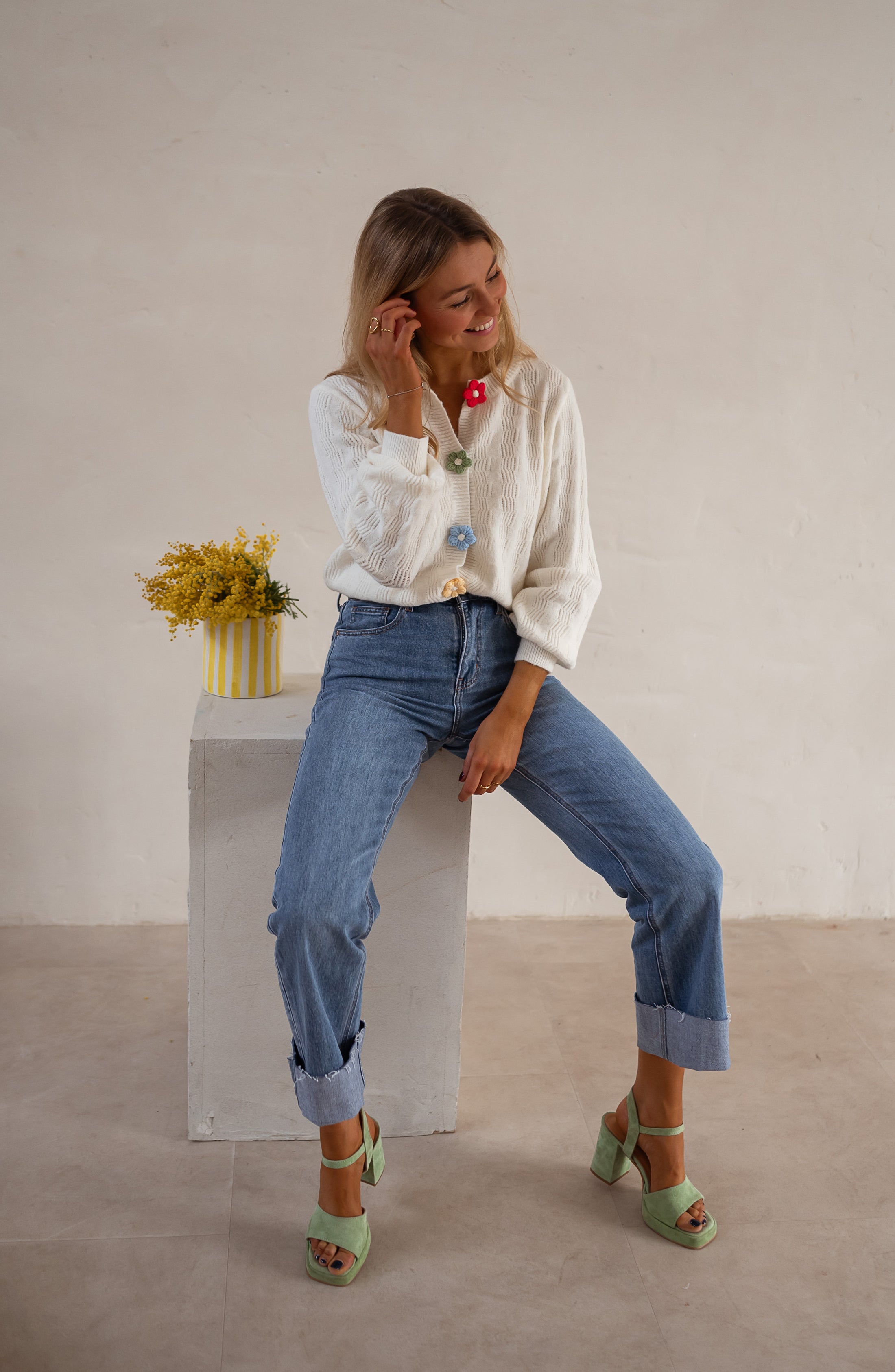 Ecru Alenzo Cardigan with Floral Buttons – Easy Clothes North America