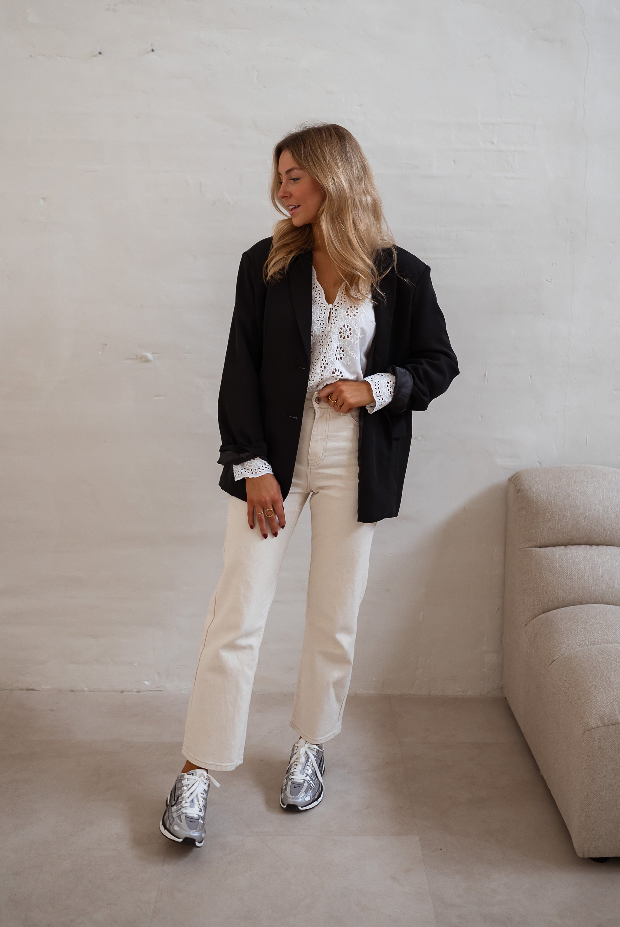 Ecru Embroidered Ruby Shirt – Easy Clothes North America