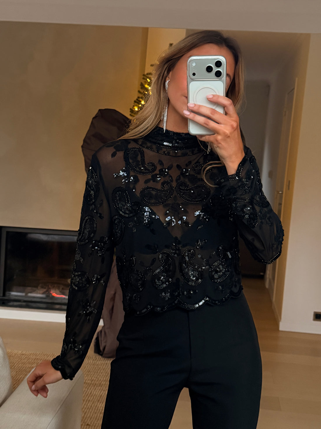 Black Timmy Blouse – Easy Clothes North America