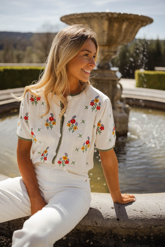 Floral Leila Sweater – Easy Clothes North America