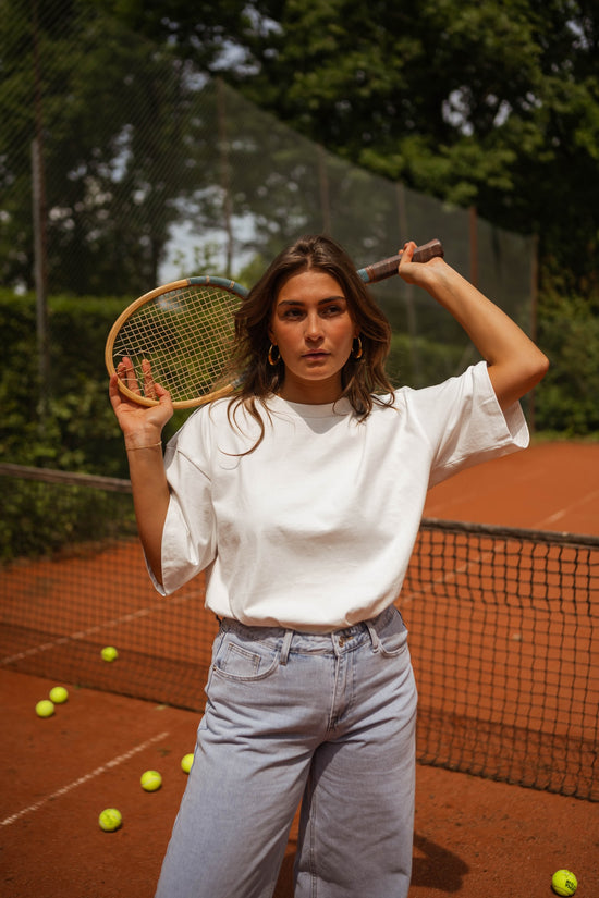White Flo T-shirt – Easy Clothes North America