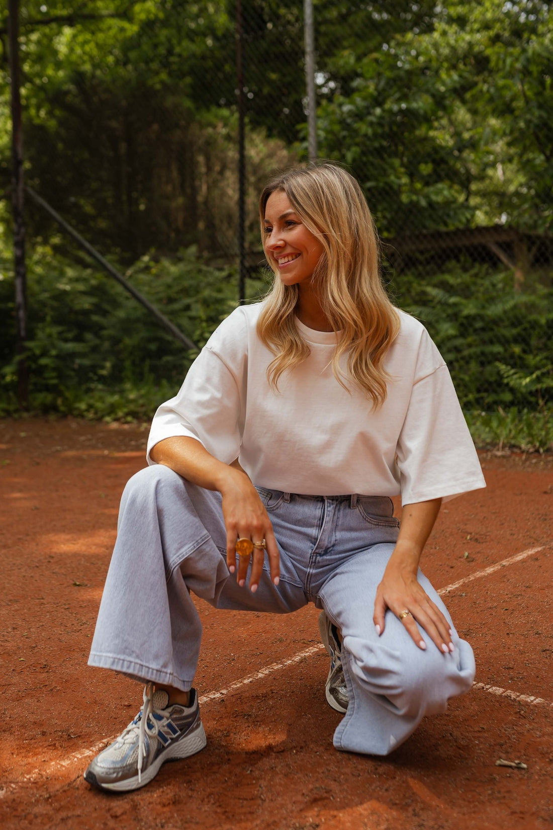 White Flo T-shirt – Easy Clothes North America