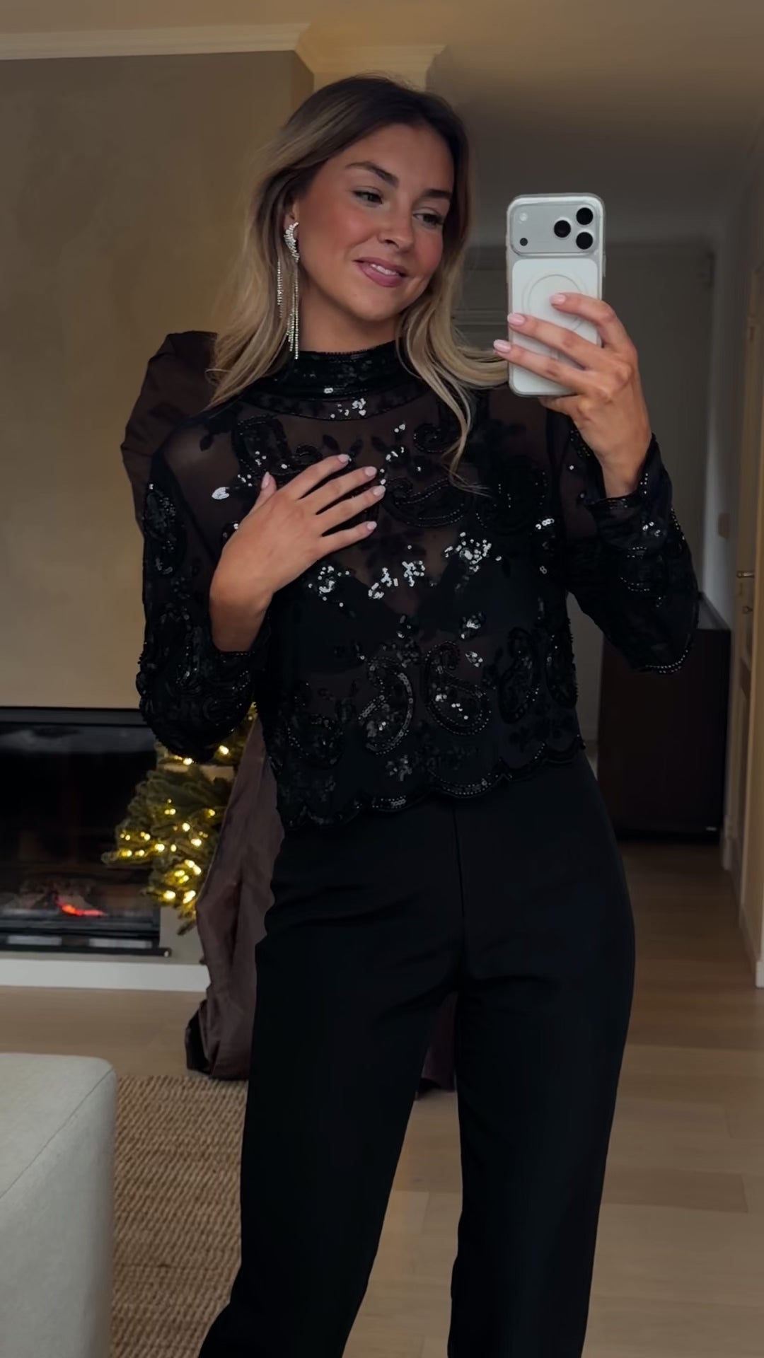 Black Timmy Blouse – Easy Clothes North America