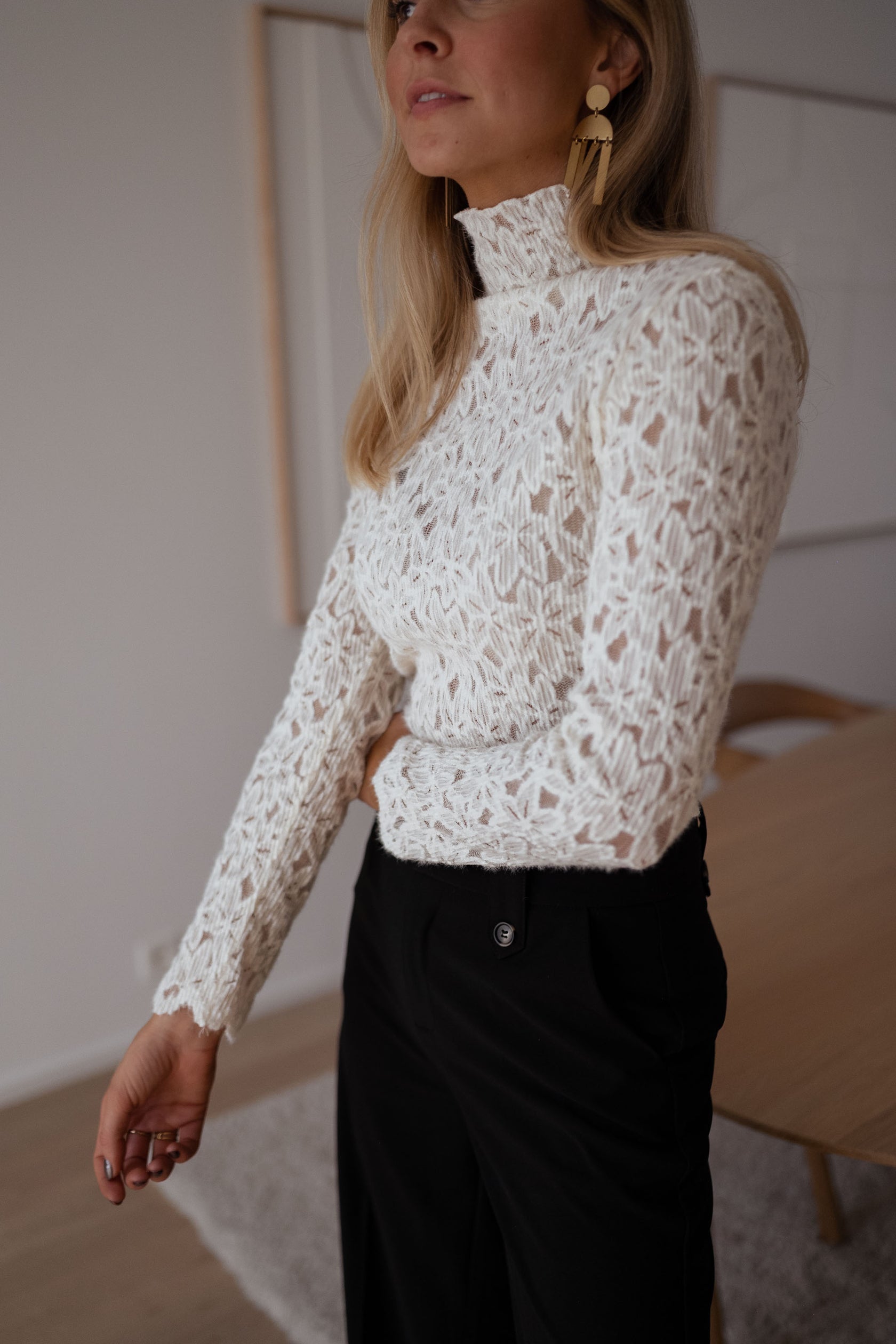 Ecru Anais Blouse – Easy Clothes North America