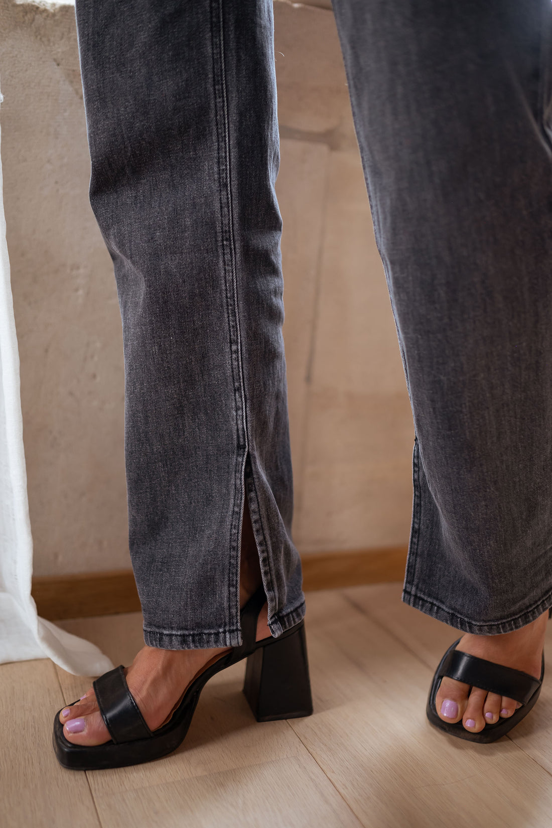 Grey Hailey Jeans – Easy Clothes North America