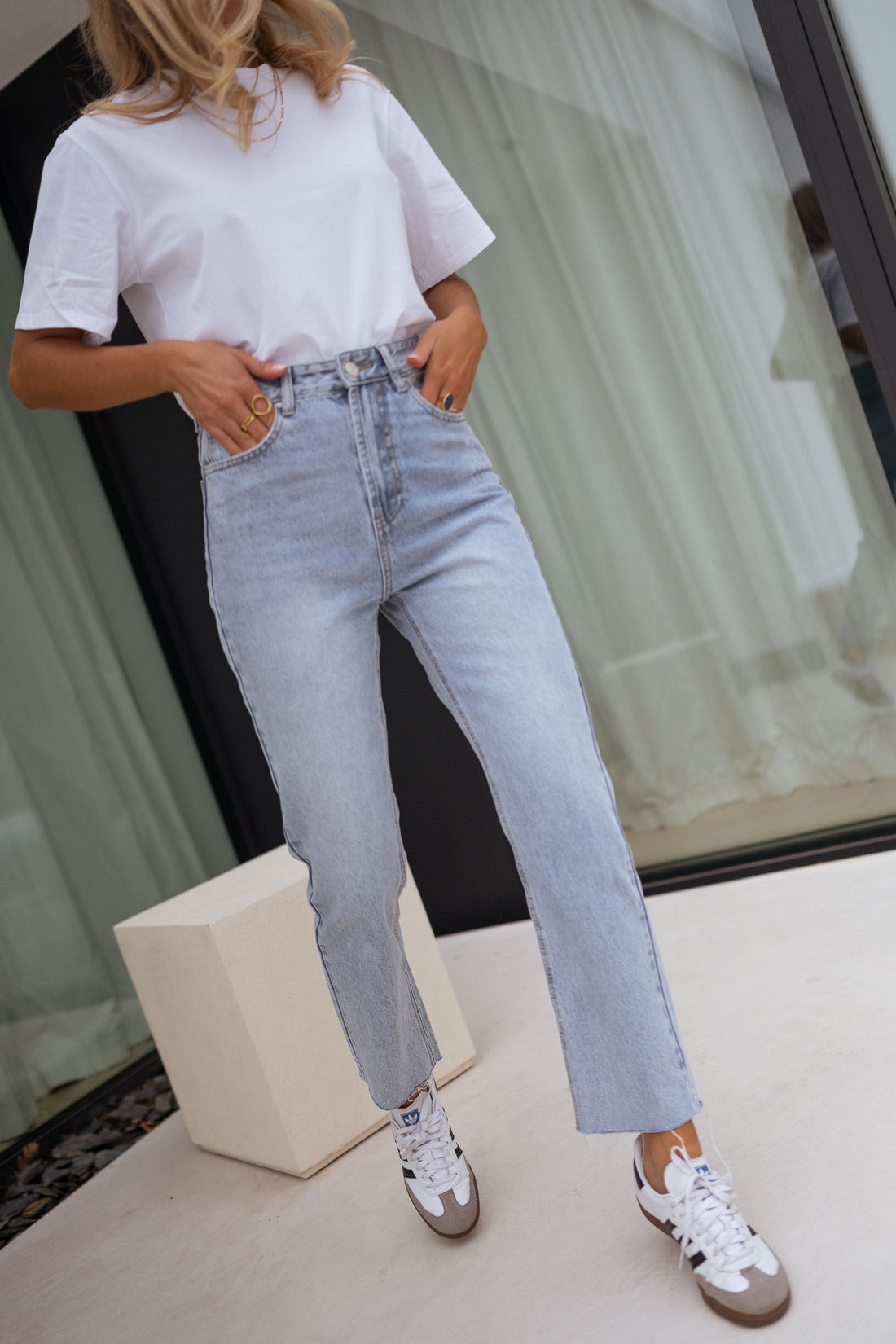 Light Blue Hunter Jeans – Easy Clothes North America