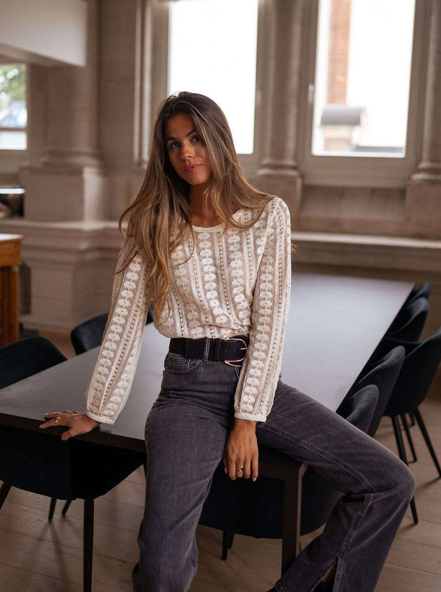 Ecru Laslo Blouse – Easy Clothes North America